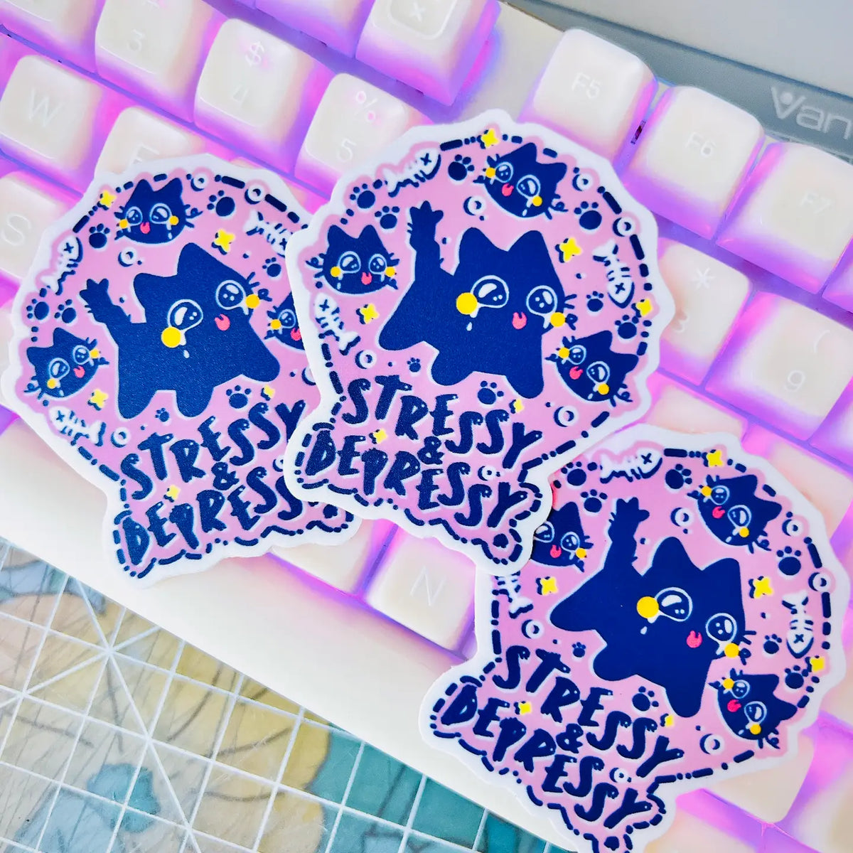 Stressy & Depressy Kitten Vinyl Sticker – Little Craft Place